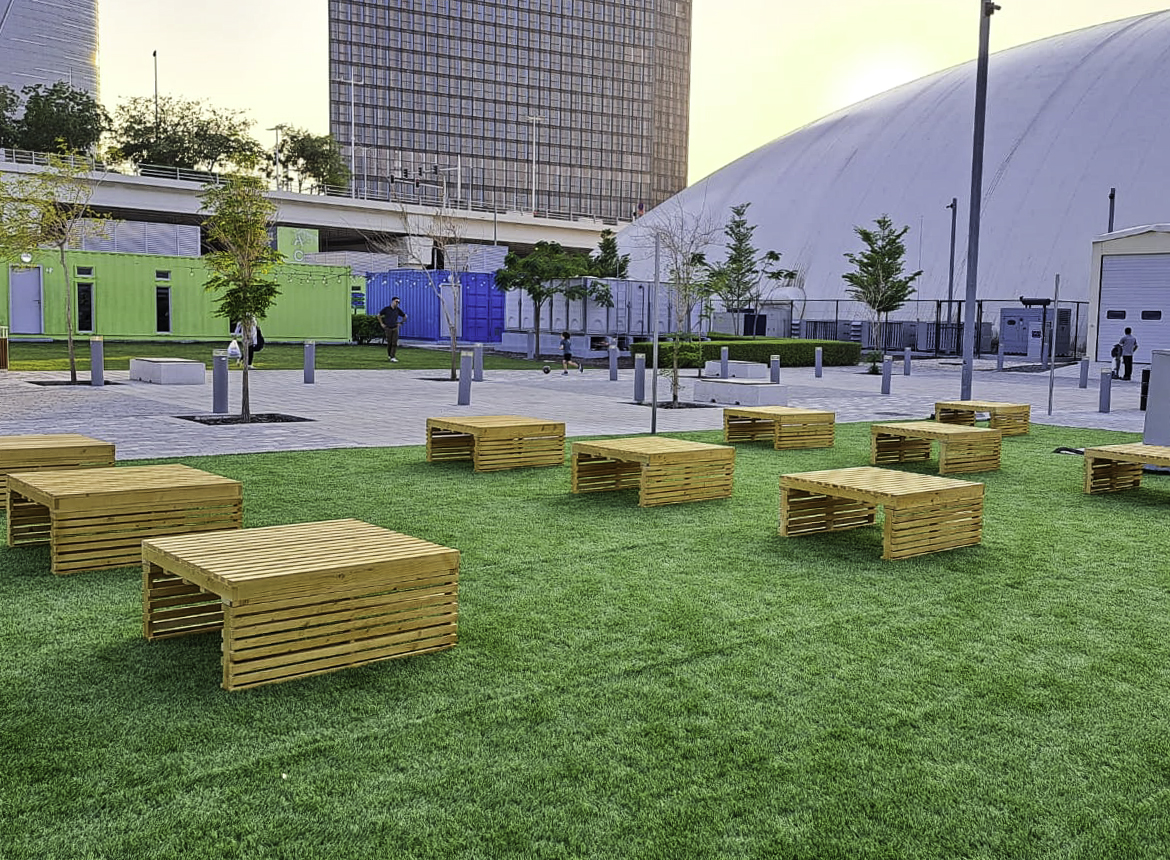 Braun Coffee Tables: Elevate Your Dubai Event Space with Elegant Wooden ...